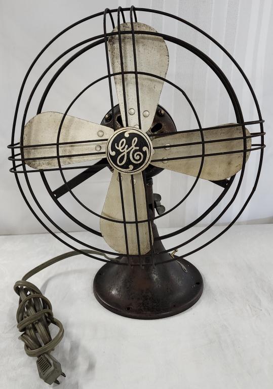 Vintage 1940's General Electric Fan