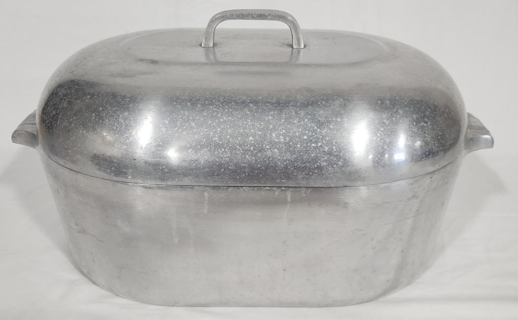 Vintage Wagner Ware Roaster