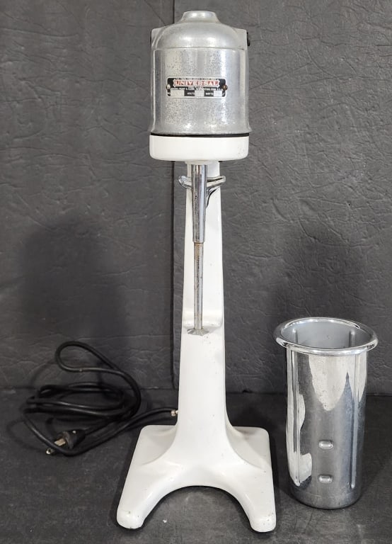 Vintage Universal Malt Mixer
