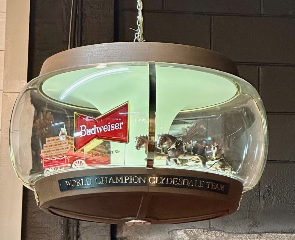 Vintage Budweiser Clydesdale Carousel Light Auction
