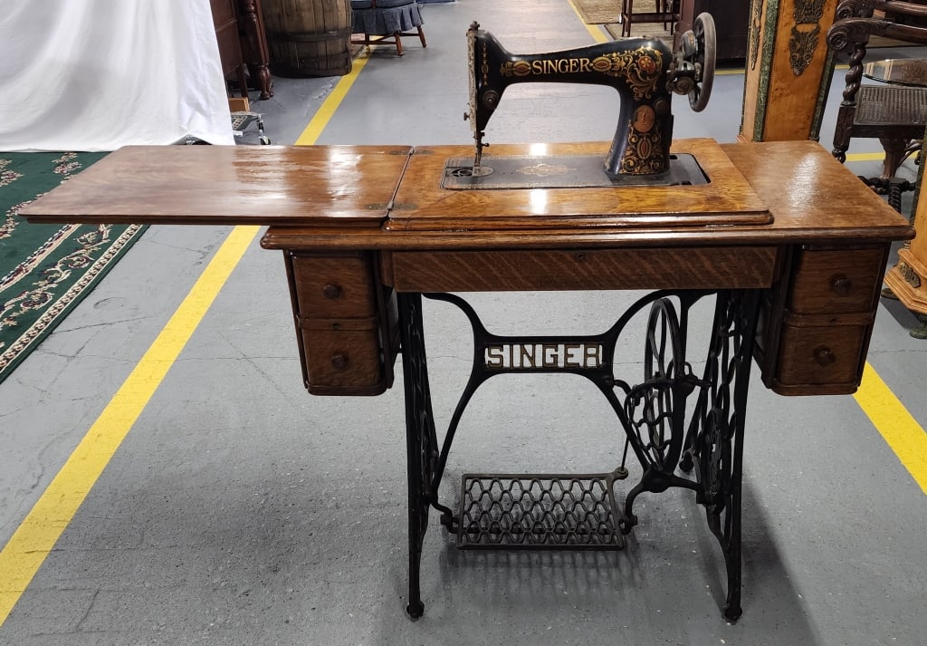 Vintage Singer Treadle Sewing Machine Auction