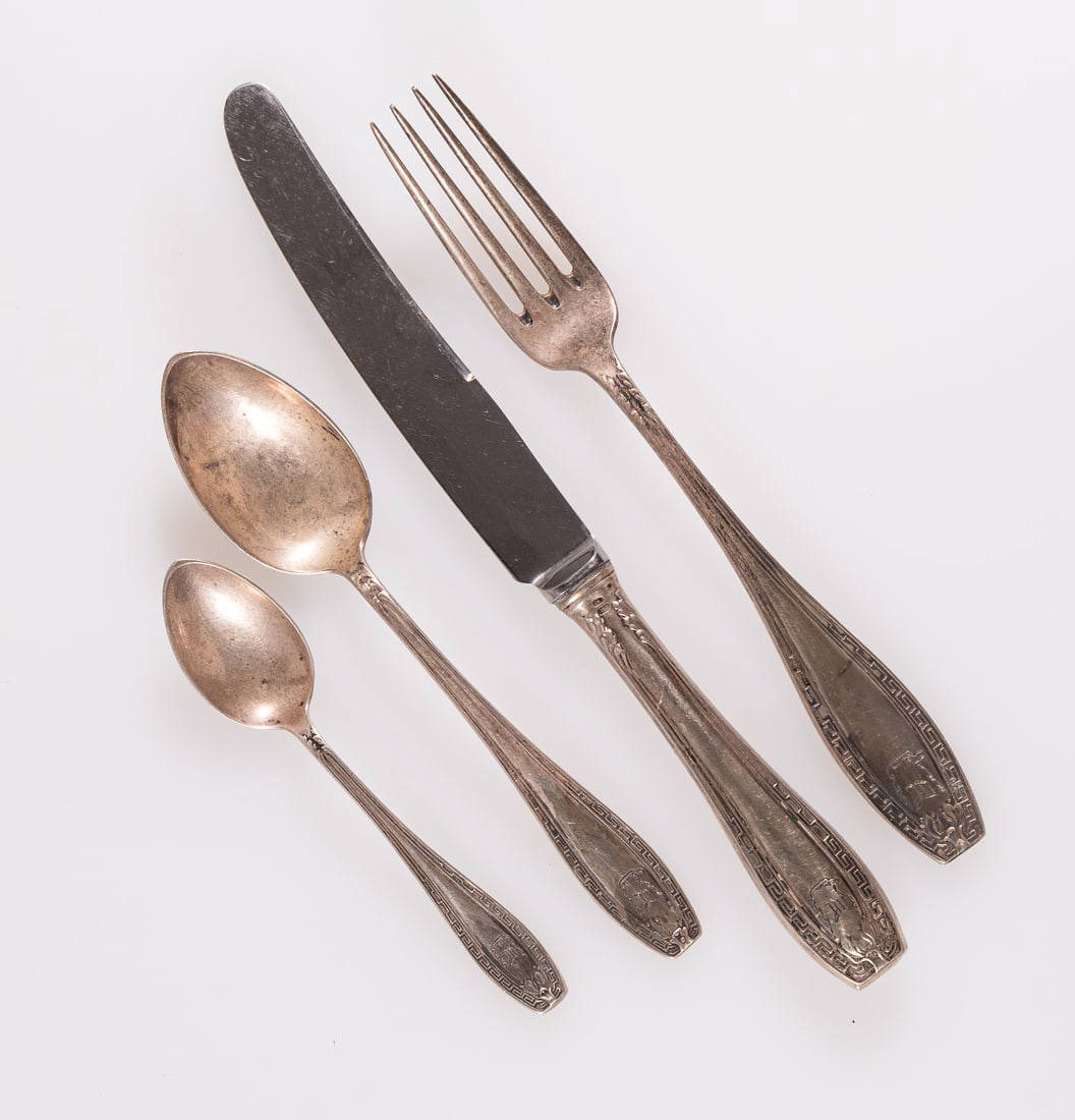 Josef Sepp Dietrich Personal Silverware Set - May 06, 2024 | Fairhill ...