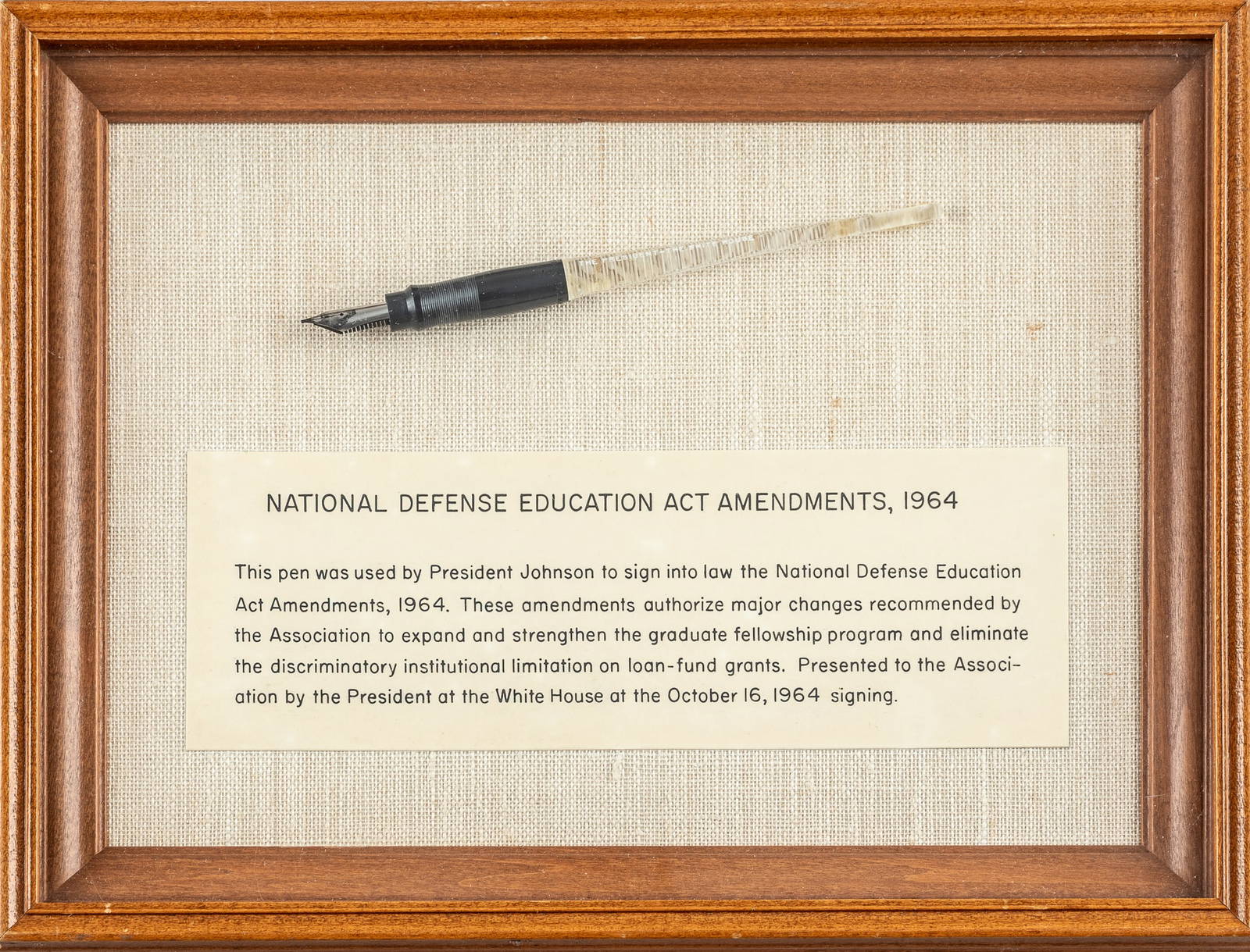 Lyndon B Johnson Presentation Presidential Signing Pen Auction