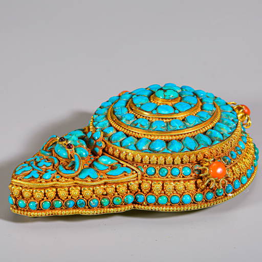 A Tibetan Turquoise Inlaid Bronze Gilt Pomander Case (#0166) on Nov 27 ...