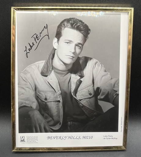 Luke Perry Autographed Photo