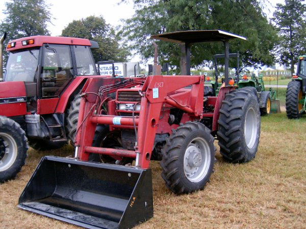 CASE IH 685 4WD Tractor - Sep 14, 2007 | Bryan's Farm & Industrial ...