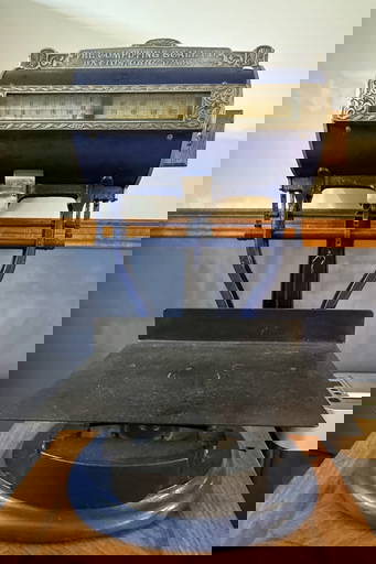 Computing Scale Co Antique Scale In Blue Paint