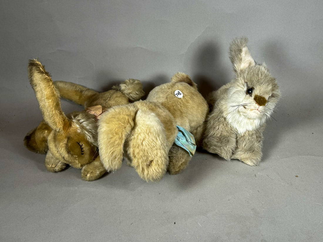 3 Steiff Rabbits Auction