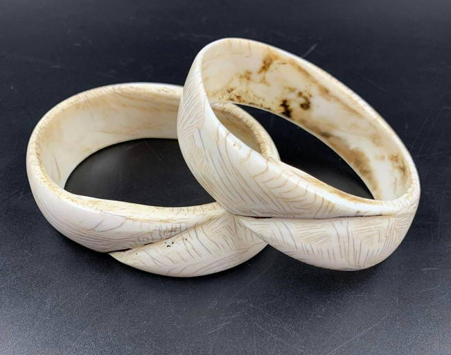 Tibetan White Conch Shell Bangles