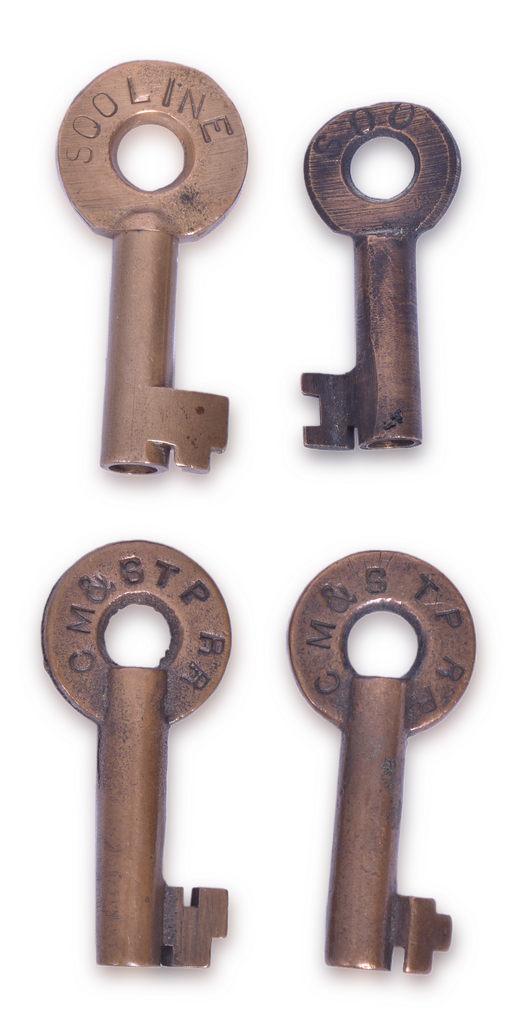 Four Soo Line And Milwaukee Road Railroad Brass Keys Auction
