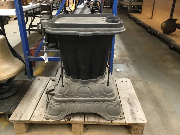 Hart Manufacturing No. A1 Cast Iron Coal Fired Railroad Caboose Stove