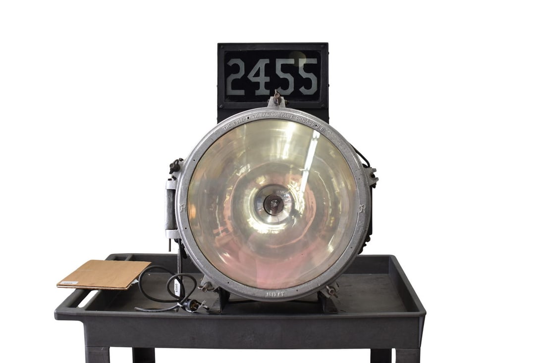 Northern Pacific Pyle National Headlight From T1 Steam Locomotive #2405 ...