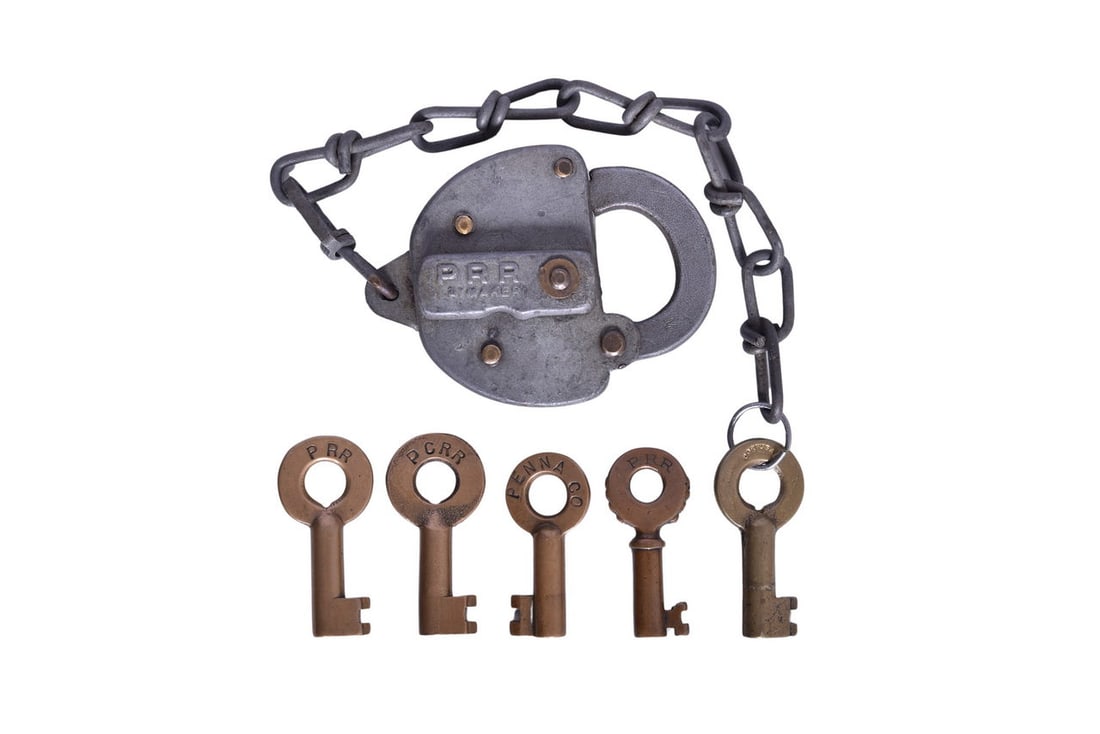 Five Pennsylvania Railroad Keys And Adlake Steel Lock - Includes Knobby ...