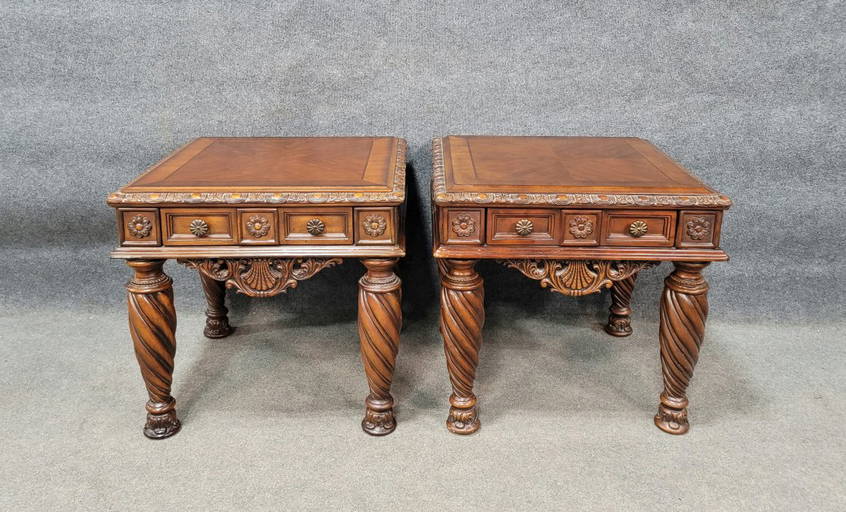 Pair Of Carved End Tables (#0149) on May 25, 2022 | Amaradio Auctions in NJ