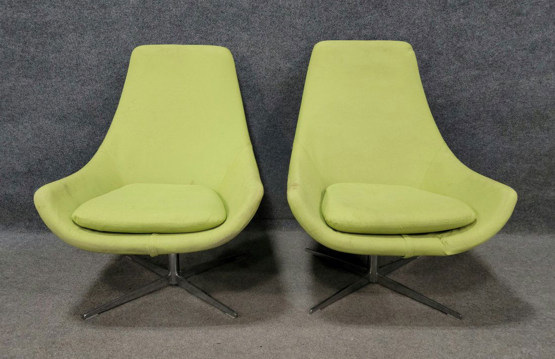 Mid Century Herman Miller Style Chairs