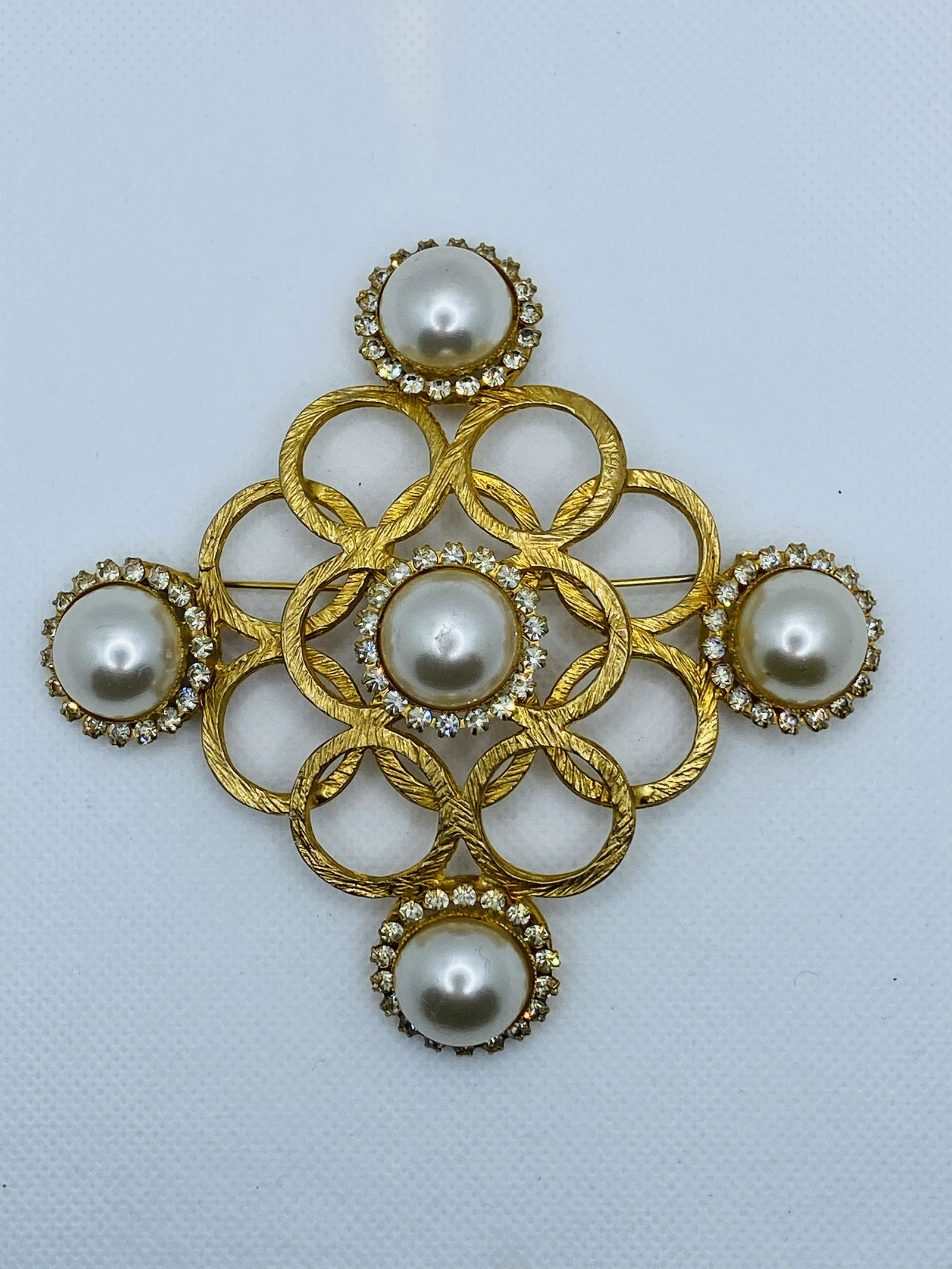 Vintage Jeanne Large High Quality Brooch Pin Signed