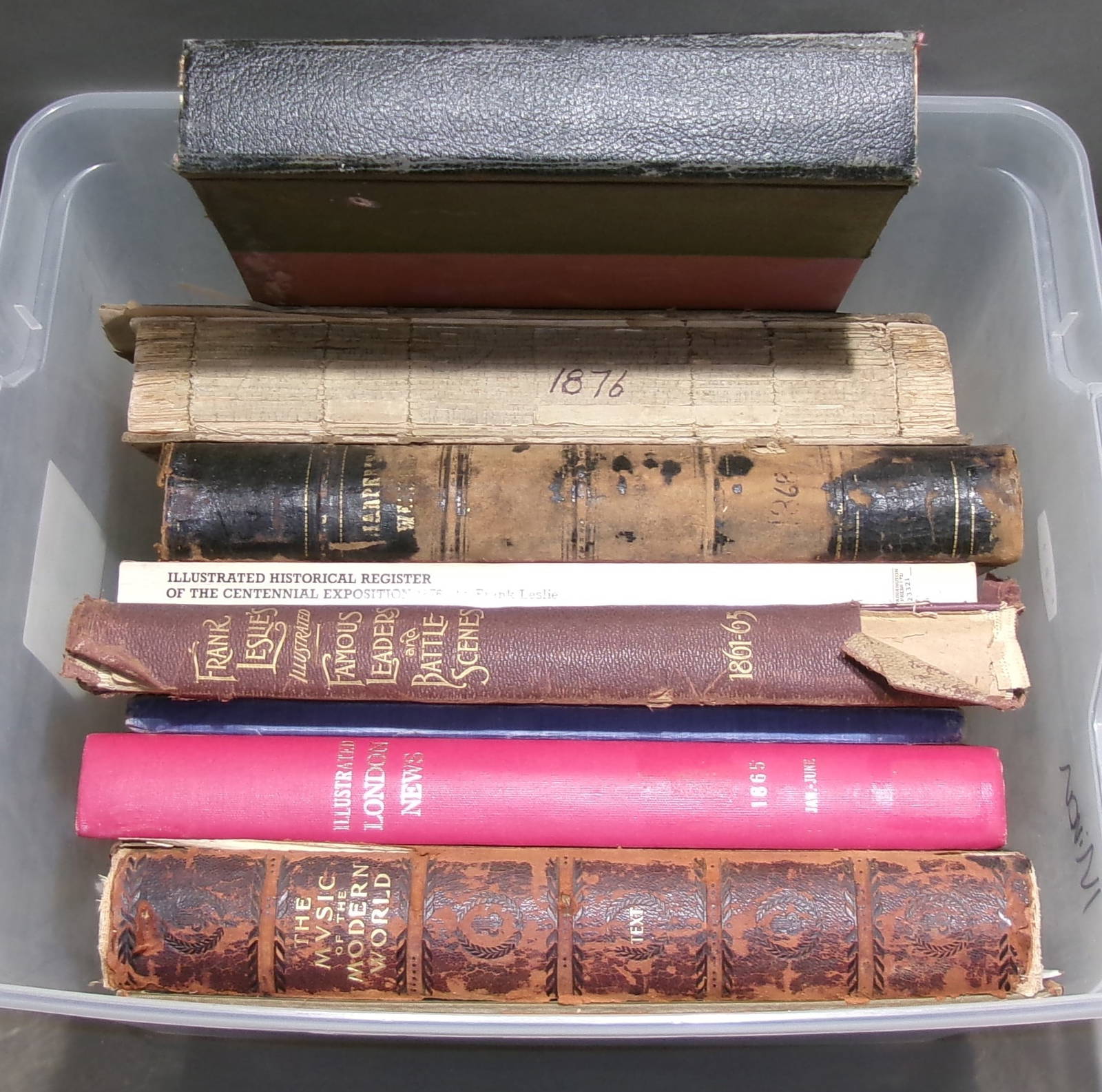 A Lot Of Assorted Oversize Books Auction