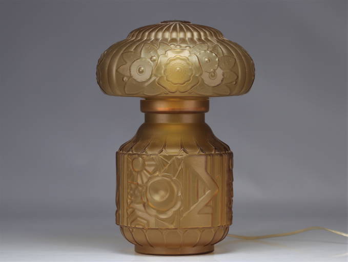 Various Objects Art Deco Glassware 2023 08 16 Auction 465 Price