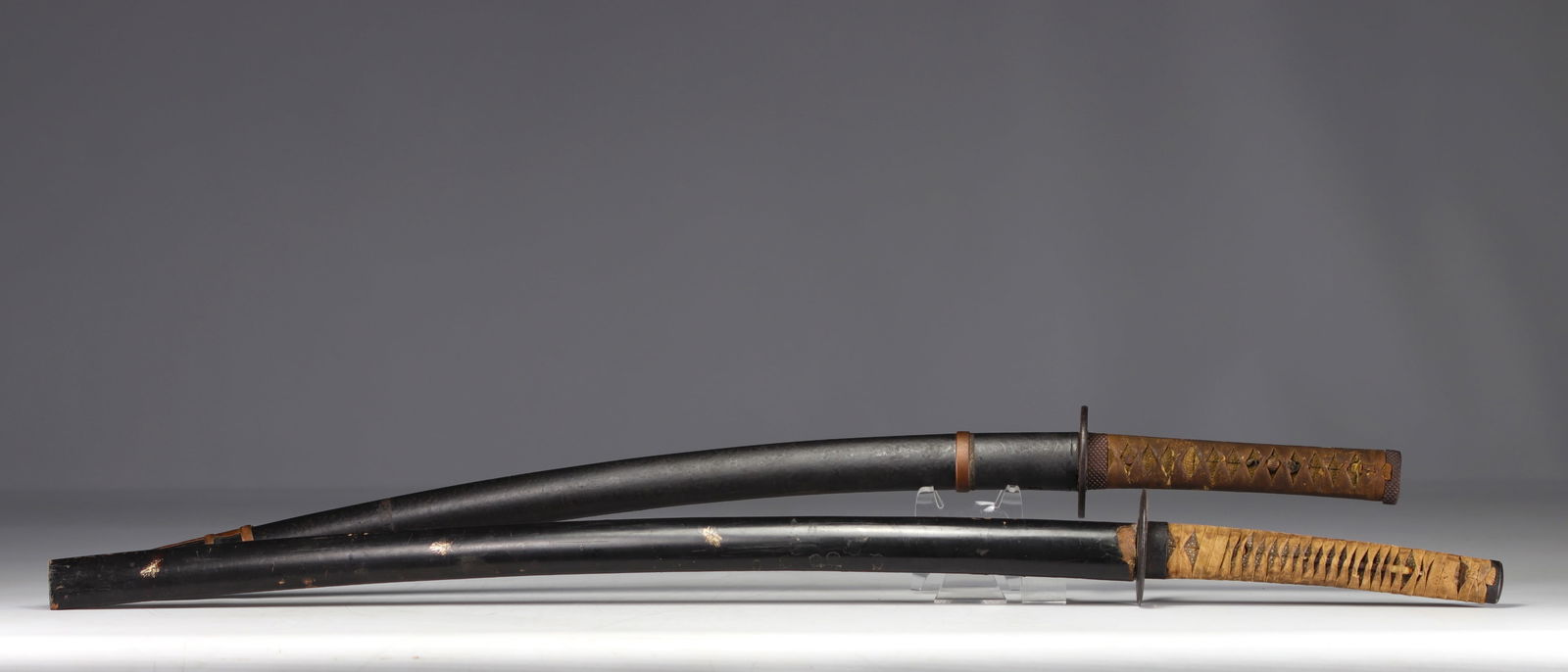 Japan - Set Of Two "katanas" Swords From Edo Period. Auction