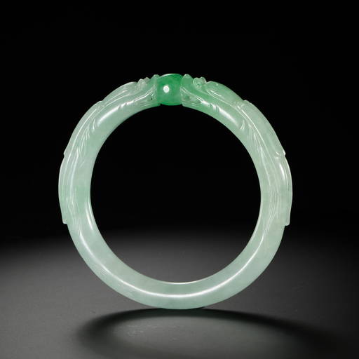 17th Century Qing Dynasty Jade Dragon Bracelet