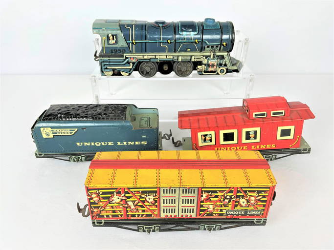1950s Unique Lines Tin Litho Train Set