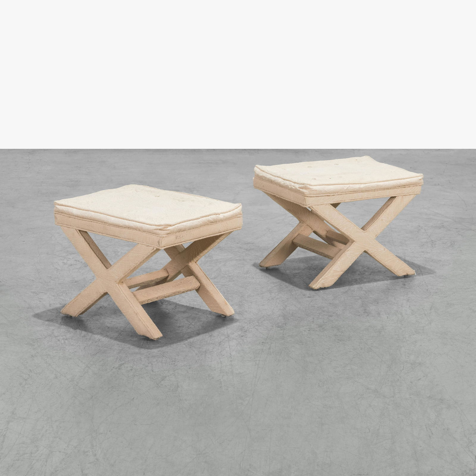 X-base Stools Auction