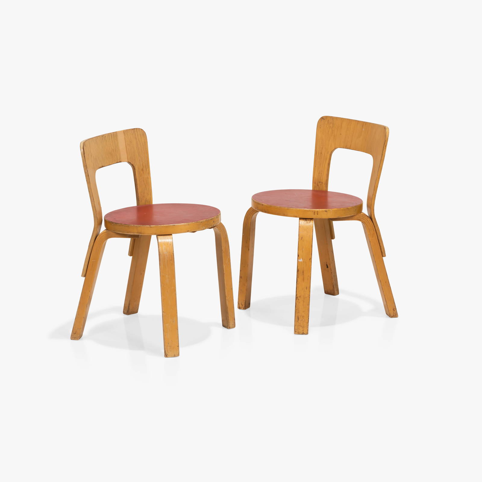 Alvar Aalto - N65 Chairs Auction