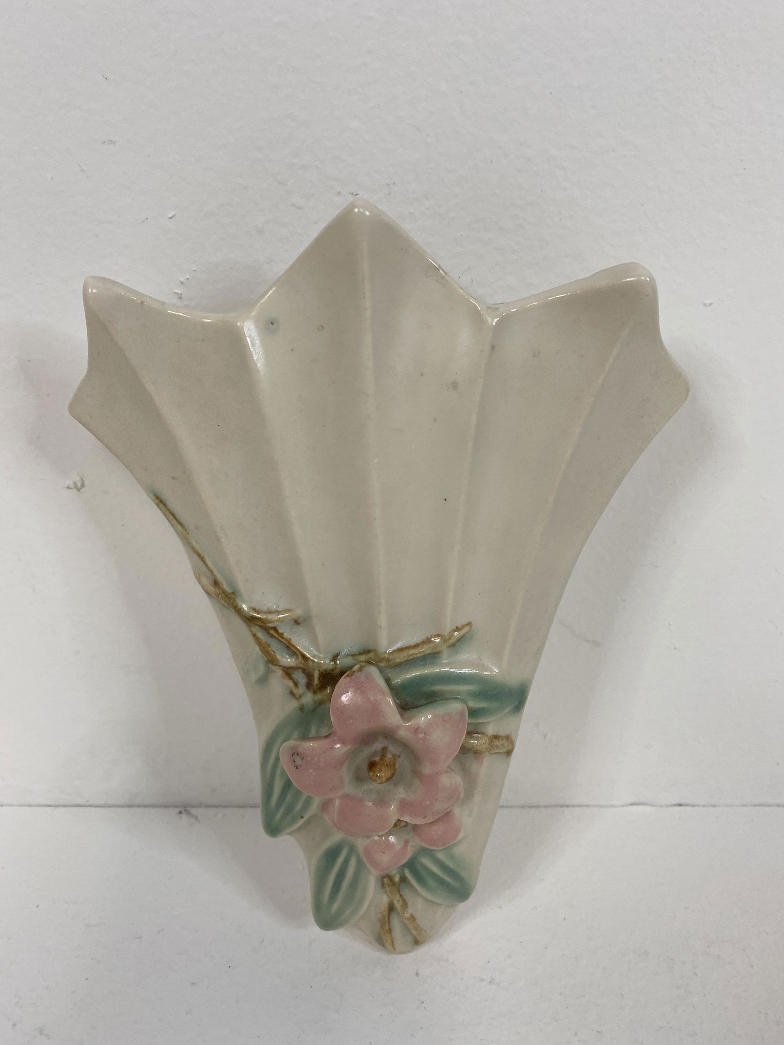 Mccoy Pottery Wall Pocket