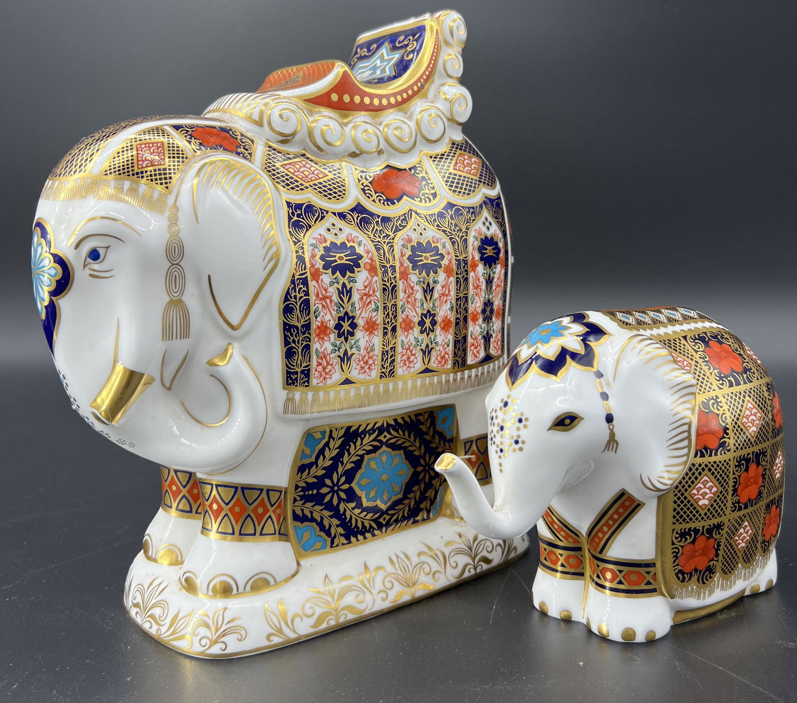 Antique Royal Crown Derby Imari Style Elephant Figurines (#0069) on Jan ...