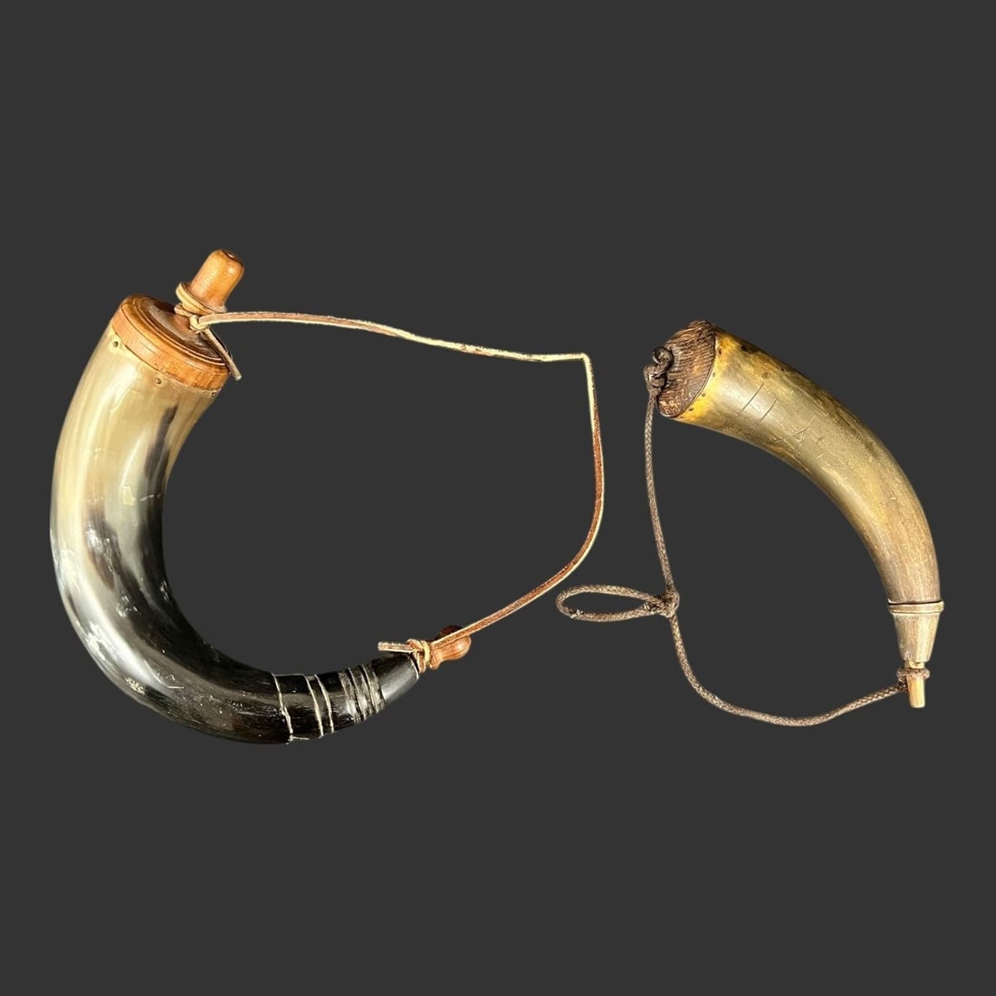 Lot Of 2 Black Powder Gunpowder Horns Auction