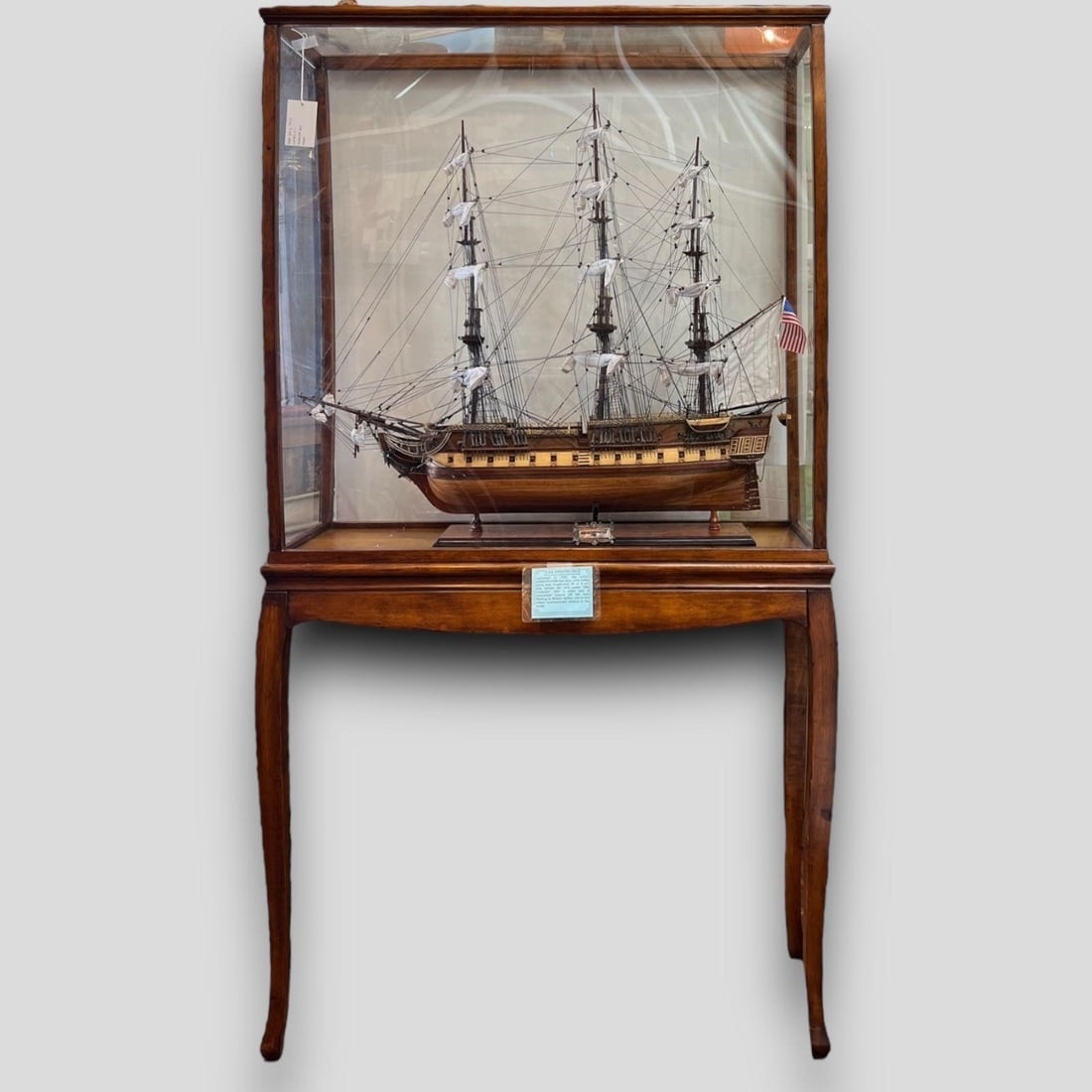 U.s.s. Constitution 1797 Model Ship Display Case Auction