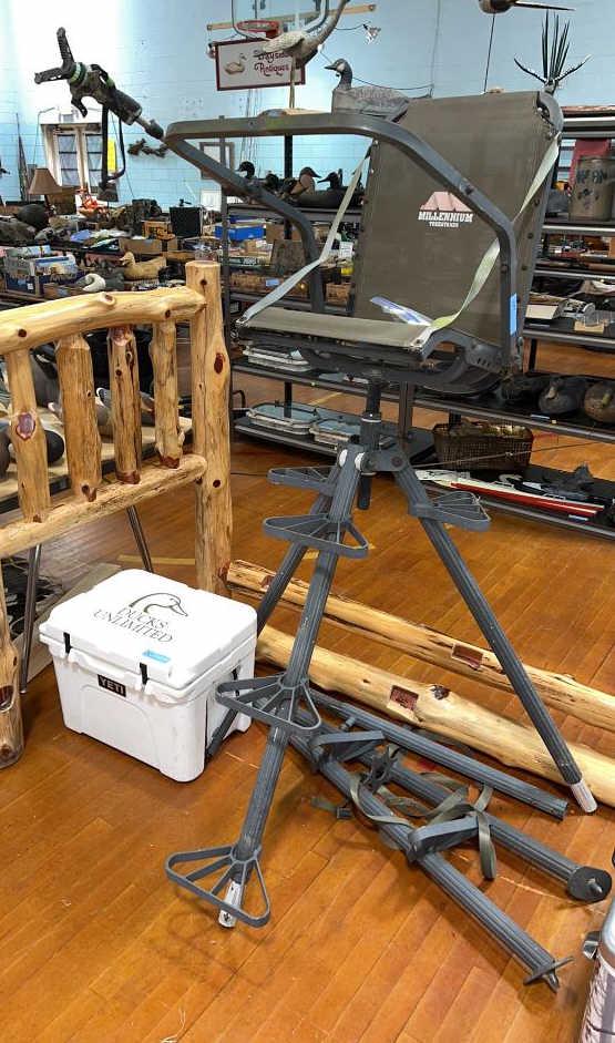 Millenium Tripod Tree Stand