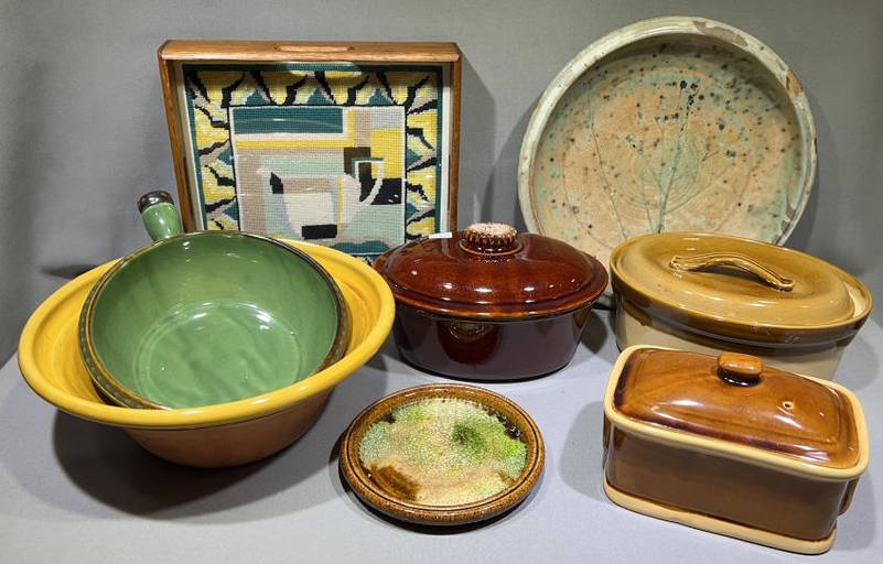 Shelf Lot Of Hall Pottery, Tg Green Pottery Etc