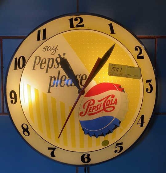 Pepsi Cola Double Bubble Lighted Adv. Clock Auction
