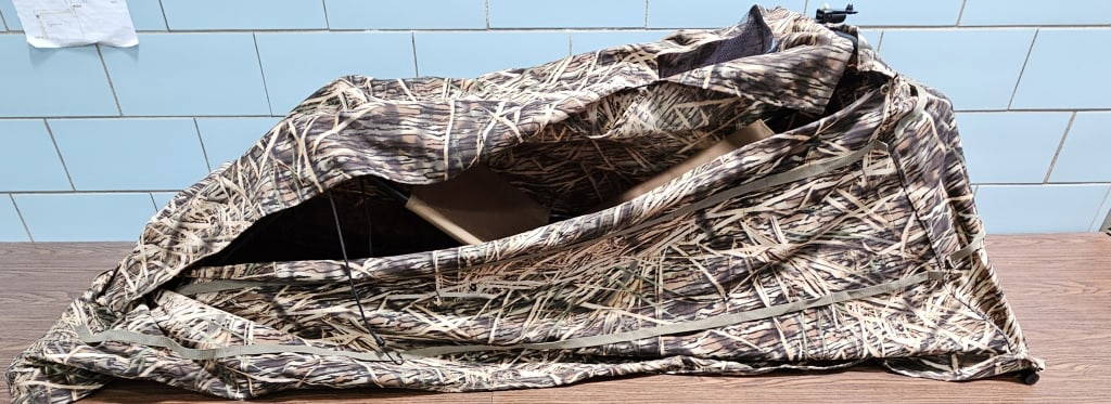 Camo Layout Hunting Blind ~~ No Shipping!! Auction