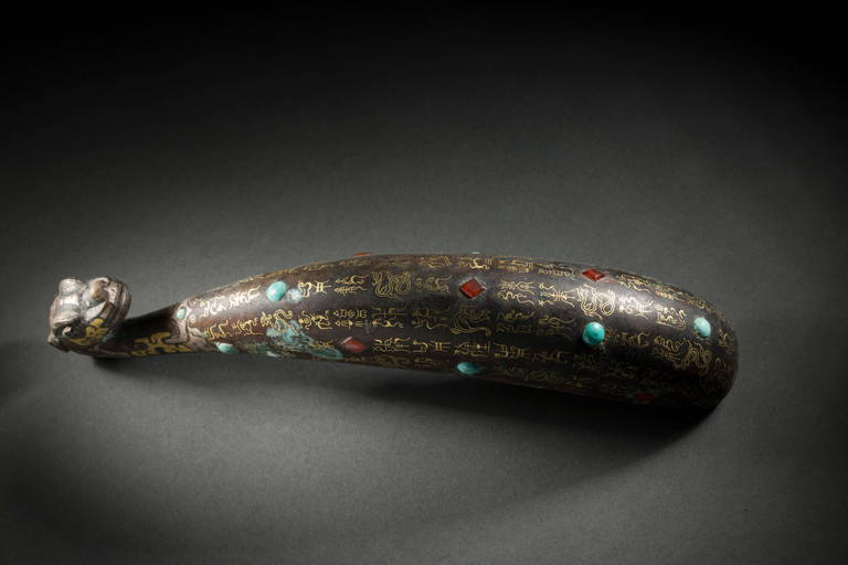 Ancient Gold Threaded Bird Seal Script With Decoration