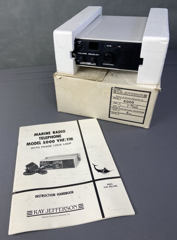 Vintage Marine Telephone & Fm Radio Ray Jefferson Marine Vhf/fm Radio Telephone 5000. Still In ...