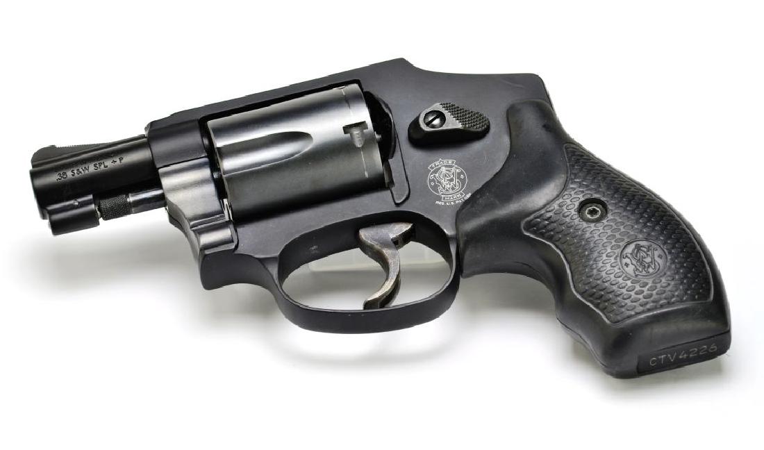 New Smith & Wesson .38 S&W SPL + P Airweight Hammerless
