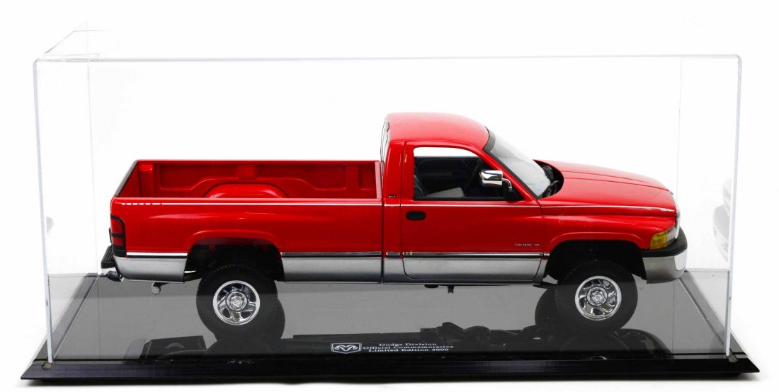 1998 Dodge Ram Pickup Truck 1:12 Scale Die Cast Model