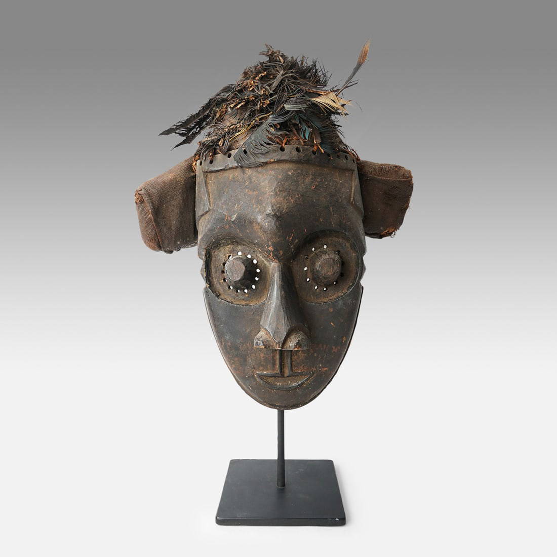 A Fine Kuba Pwoom Itok Carved Wood African Tribal Goggle-eye Mask, Drc ...