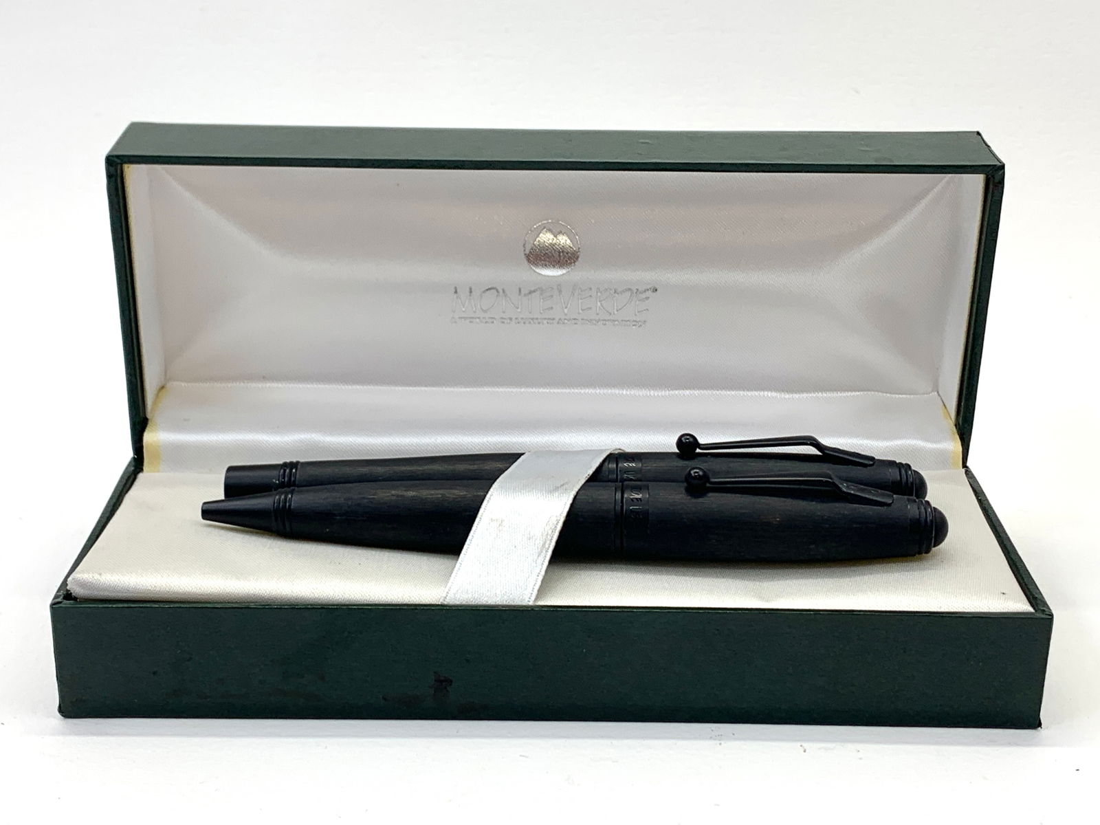 Monteverde Invincia Stylus Black Metal Fountain And Ballpoint Pen Set W ...