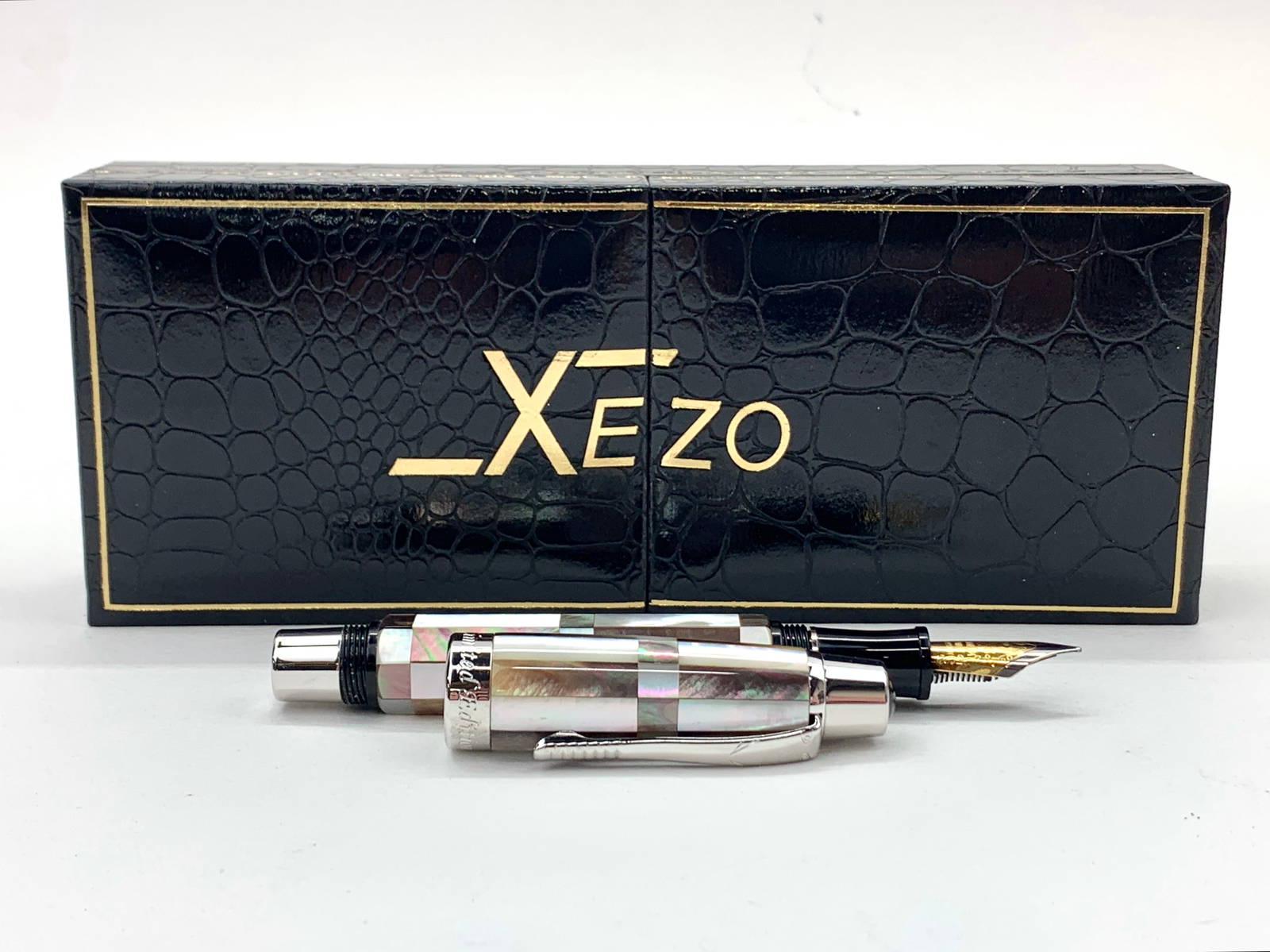 Xezo Germany Maestro Limited Edition Mother Of Pearl And Chrome Fountain Pen W/box Auction