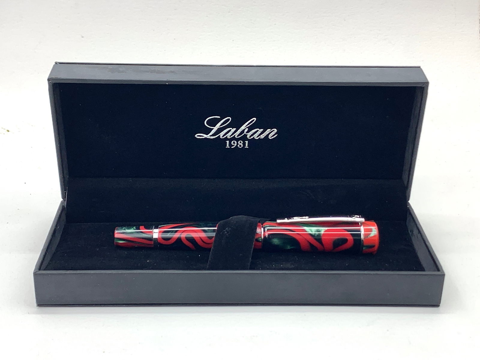 Laban Pearlized Black And Red Swirl Fat Fountain Pen W/box Auction