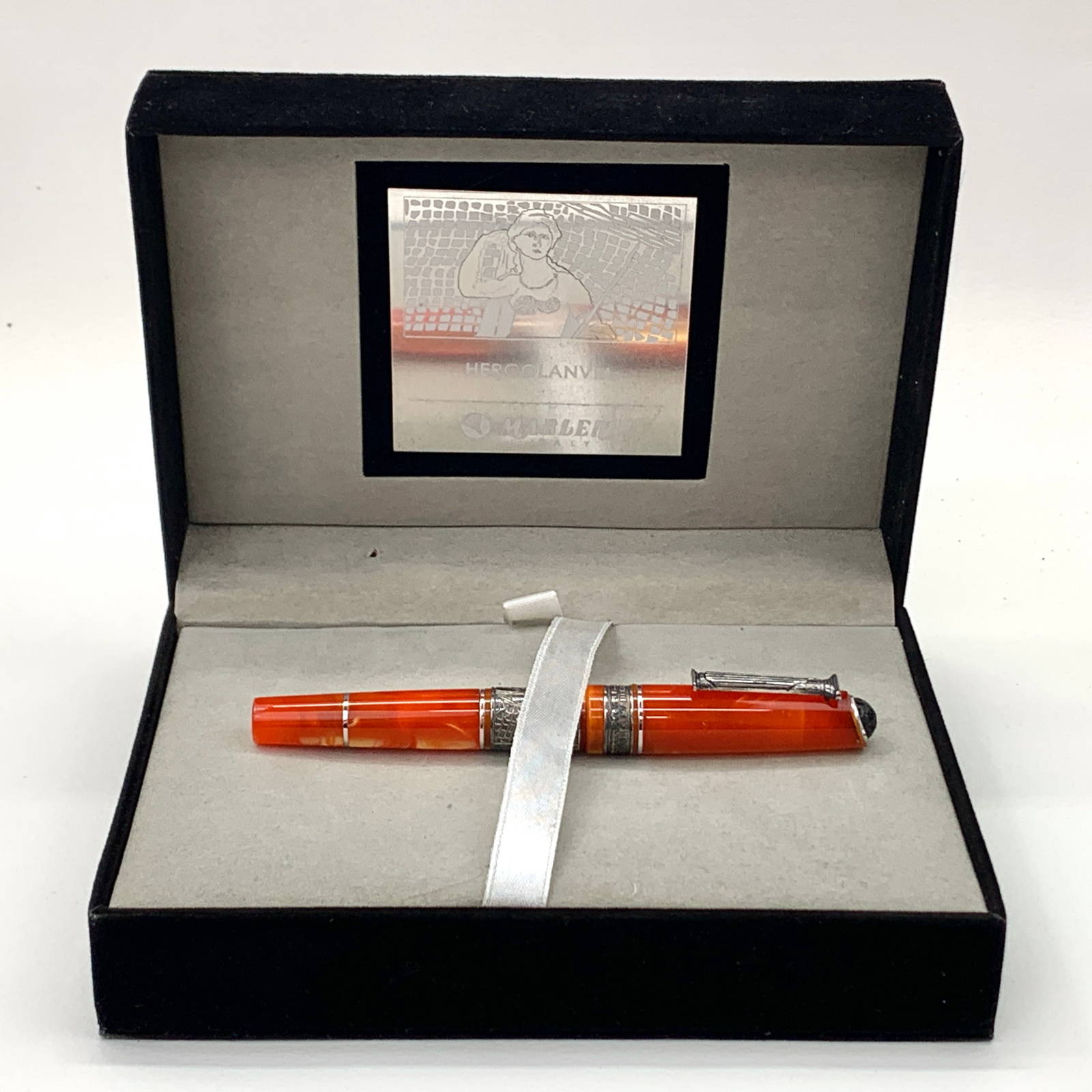 Unused Marlen Italy Old City Hercolanum Satin Orange And Silver ...