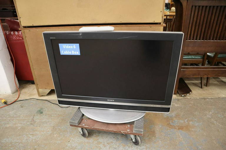 40" Working Sony Bravia Flat Screen Tv With Remote