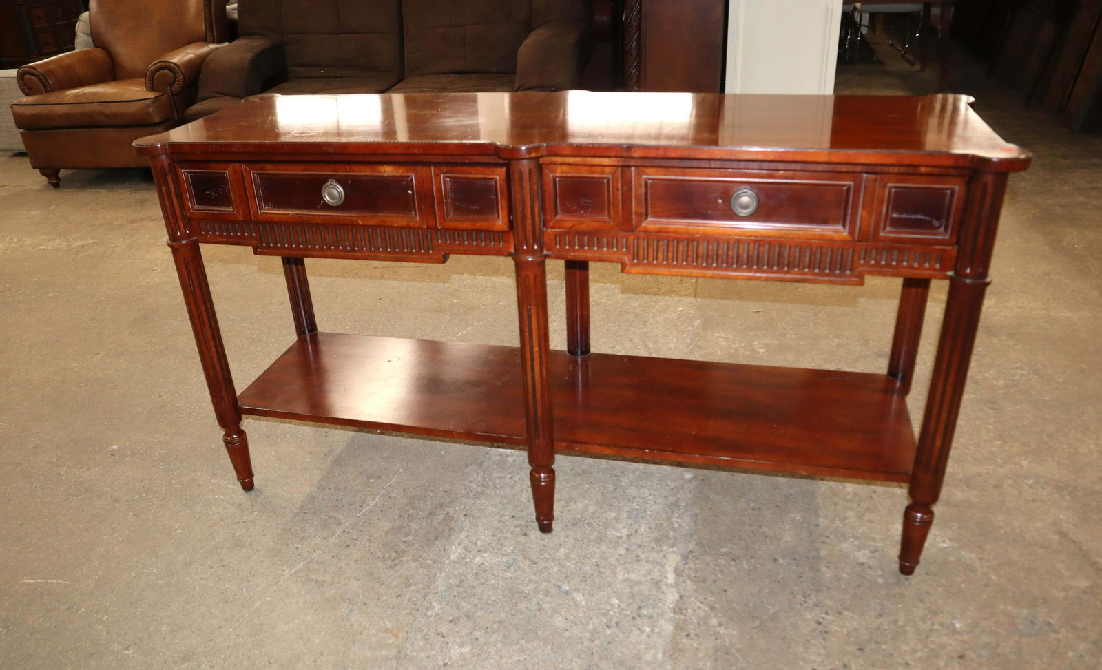 Sherrill CTH Occasional mahogany console table - Apr 24, 2022 | South ...