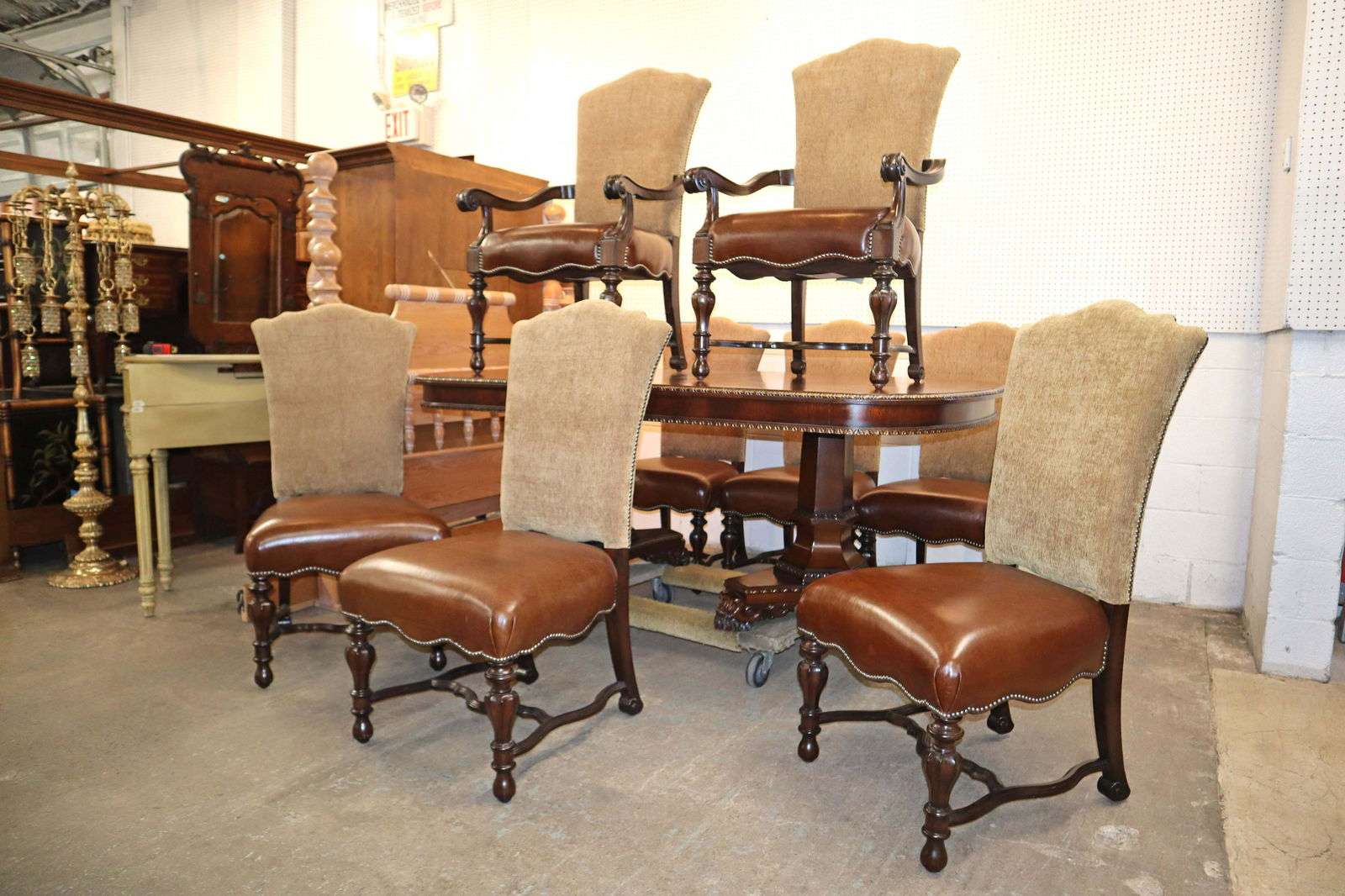 Stanley 9pc Carved Mahogany Dining Room Set