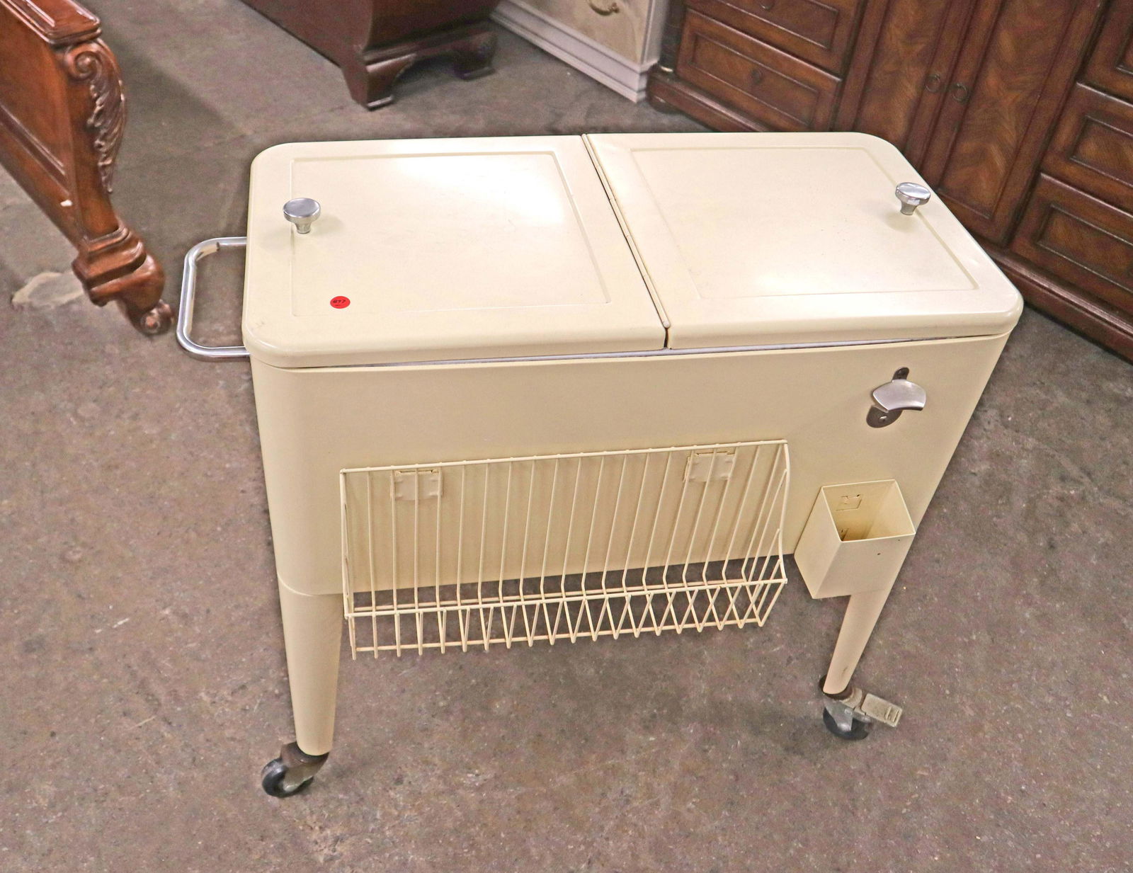 Vintage Lift Top Door Ice Chest On Wheels