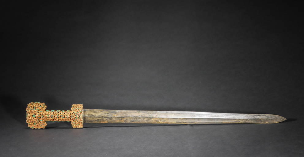 Chinese Bronze Sword Inlaid With Gold And Turquoises,