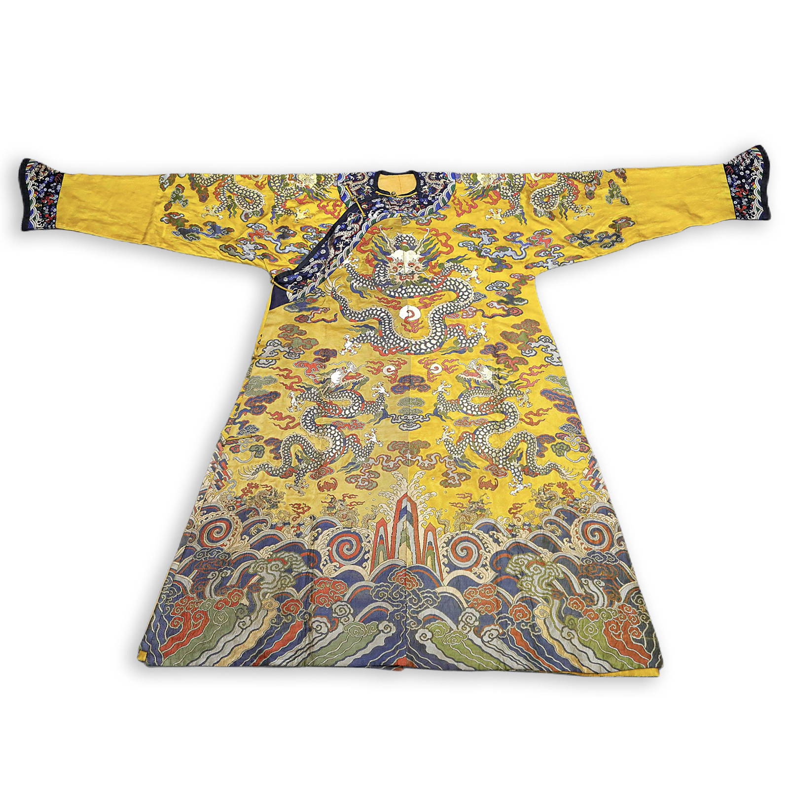 Qing Dynasty Brocade Yellow Dragon Robe Auction